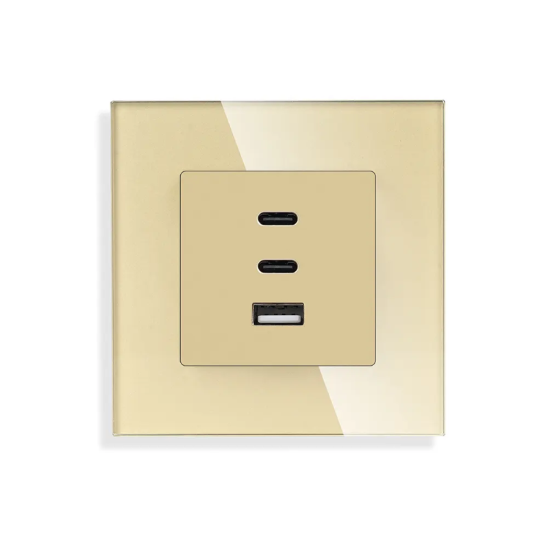 BOLT Socket with 2 USB-C and 1 USB-A Port (65W PD GaN) – Black/White ...